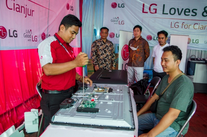 LG Gelar Layanan Cuci Pakaian dan Servis Elektronik Gratis Bagi ...