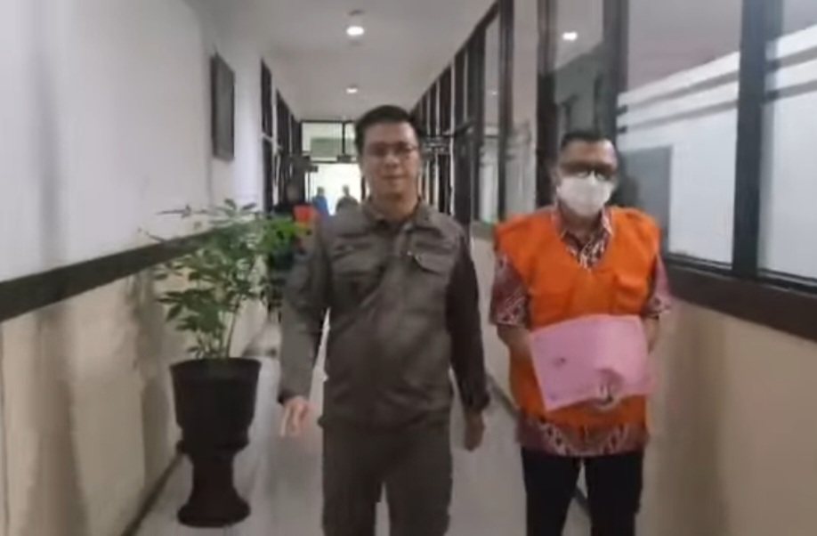 Eks Pj Bupati Cilacap Awaluddin Muuri Ditahan, Diduga Rugikan Negara ...